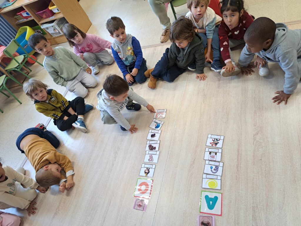 Letras y sonidos. Estimulación del lenguaje - CEIP Víctor Mendoza